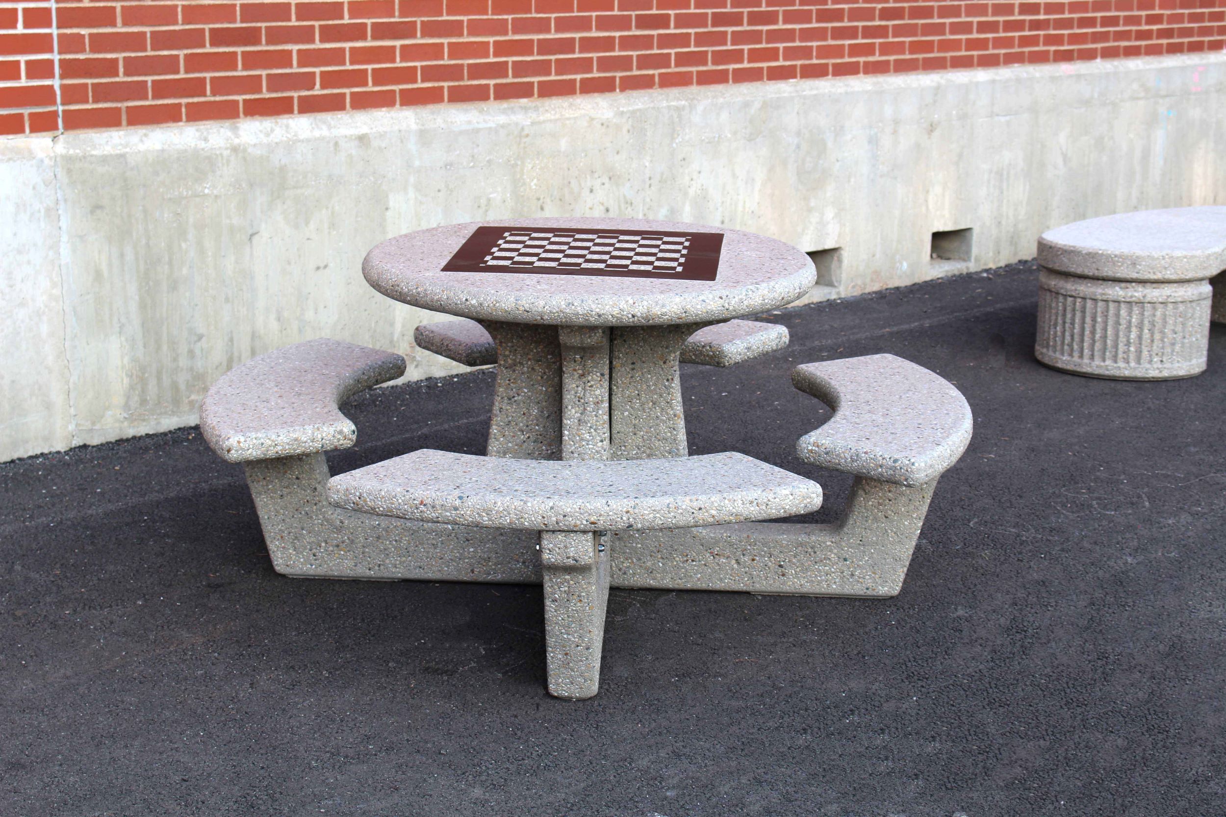 T6140 SB1 with Checkerboard T6060 - Best Outdoor Ping Pong Tables